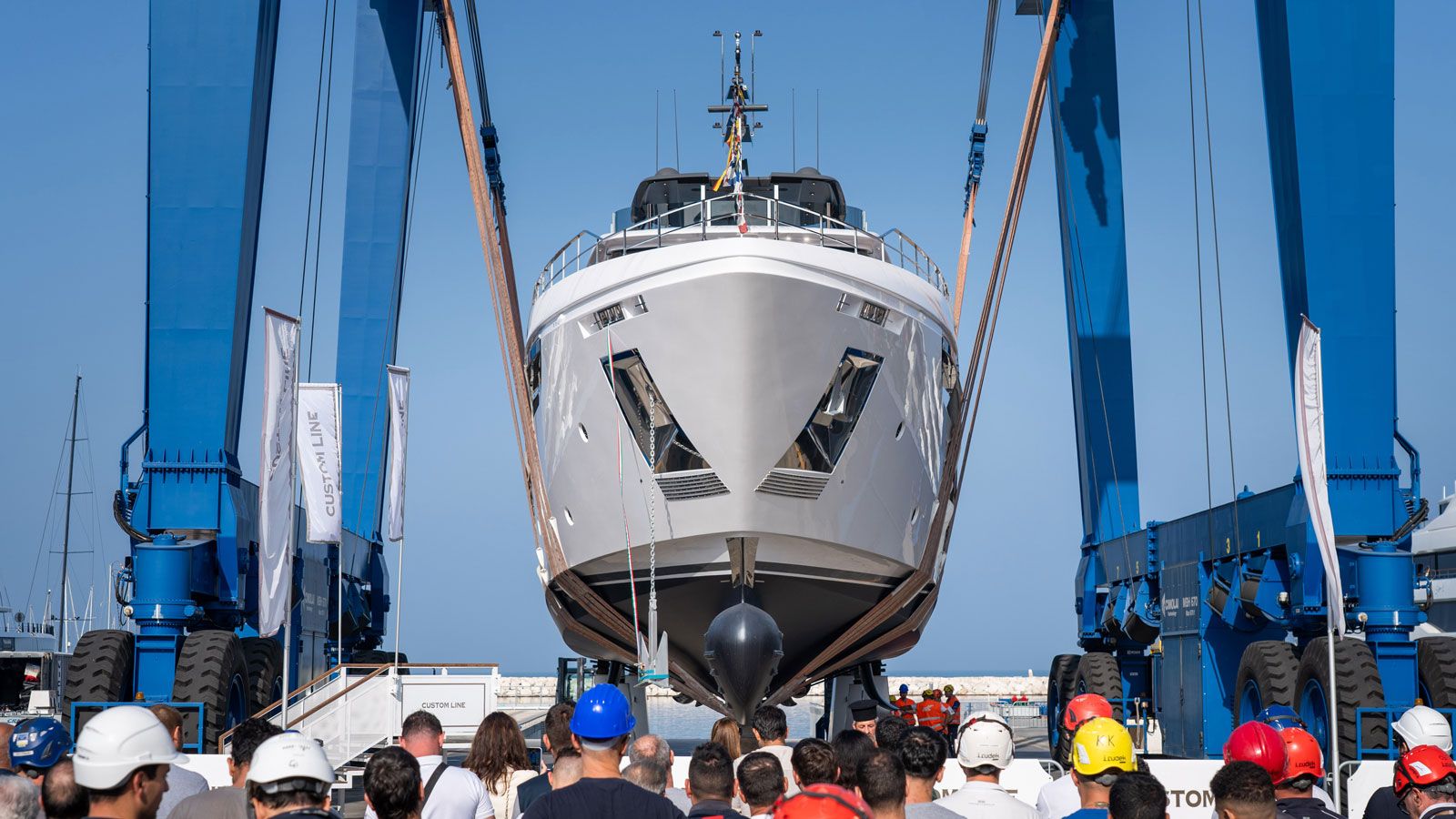 Custom Line launches latest hull in Navetta 33 series